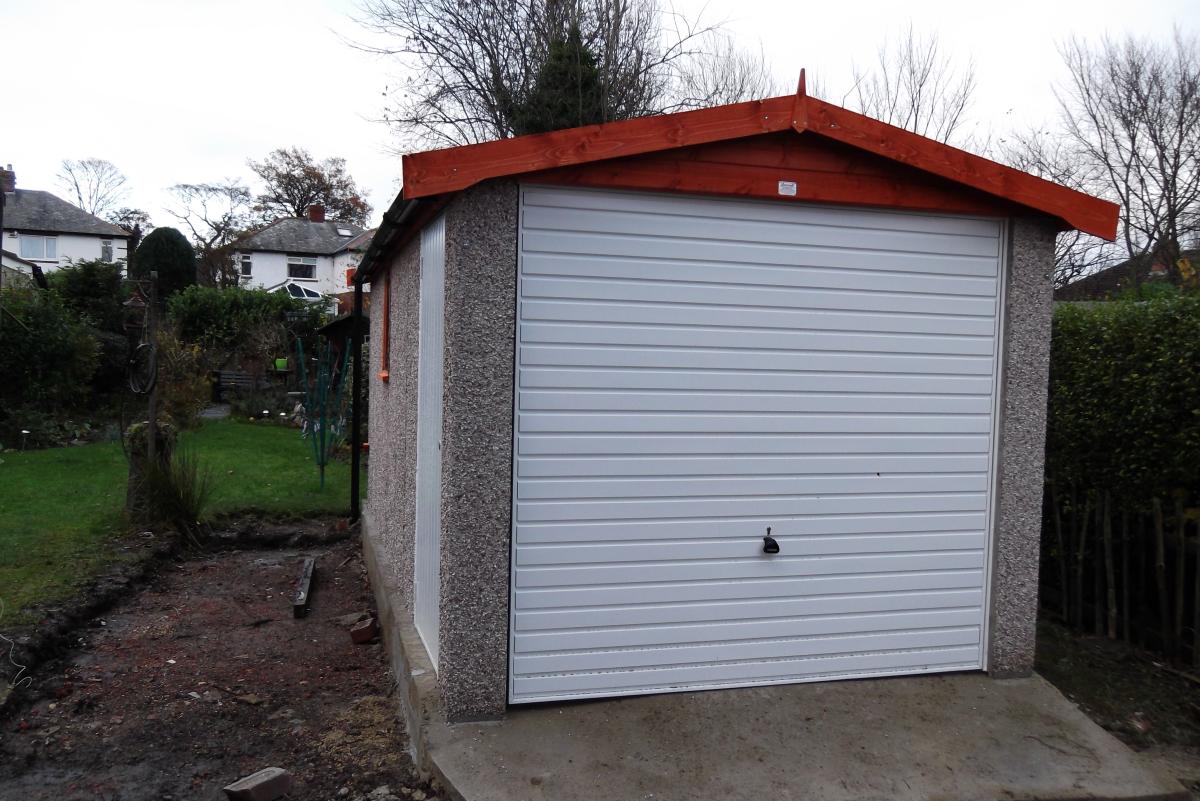 Dencroft Garages Ltd, Batley | AI Review Summary