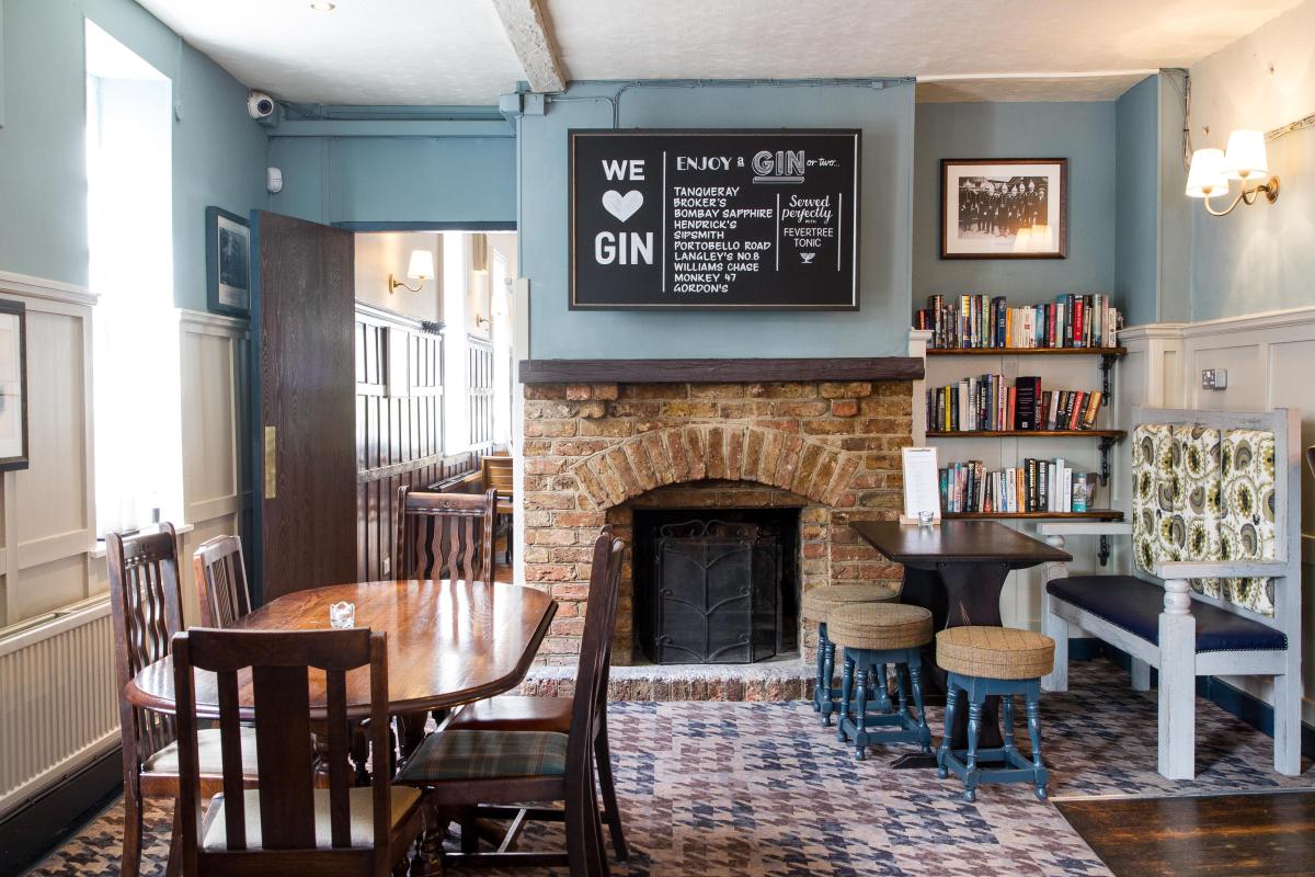 The Swan | Bars & Pubs, West Wickham