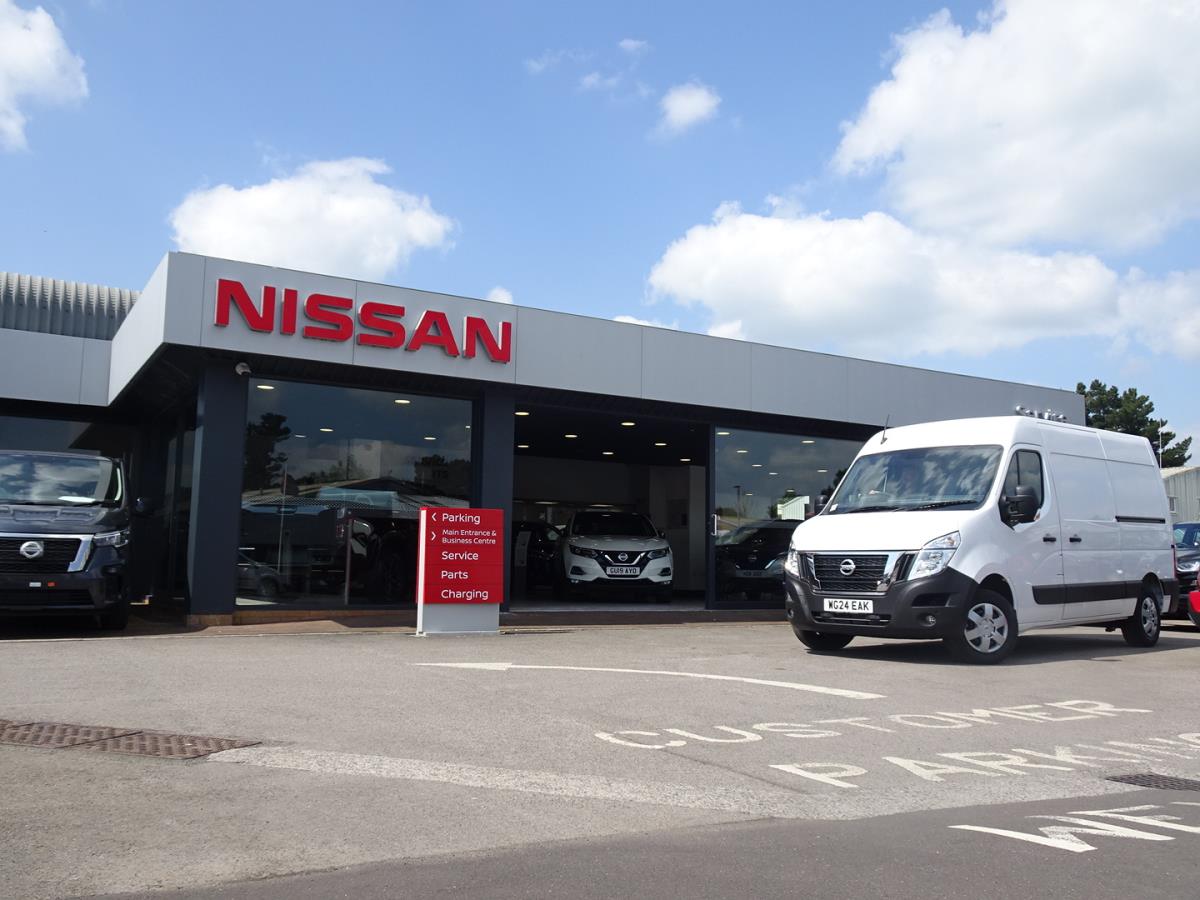 F J Chalke - Nissan, Wincanton, Wincanton Business Park | AI Review Summary