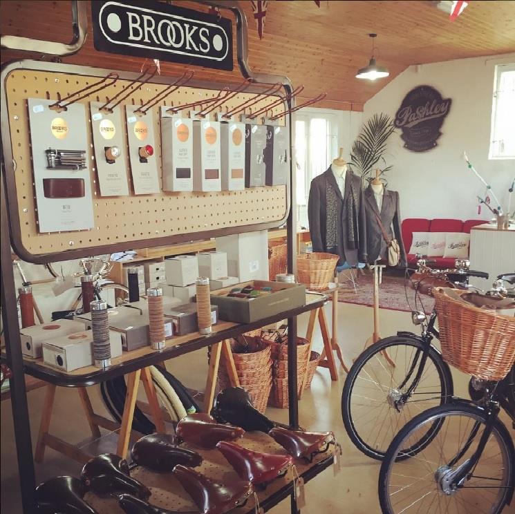 Traditional Cycle Shop, Stratford-upon-avon | AI Review Summary