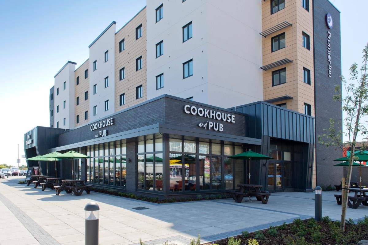The Steamboat Cookhouse + Pub, Skegness | AI Review Summary
